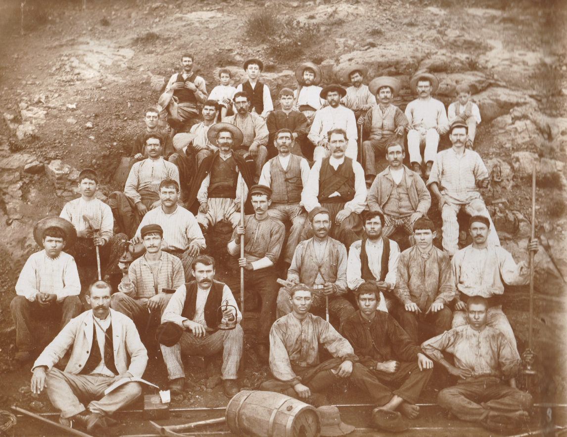 ΤΑ ΜΕΤΑΛΛΕΙΑ ΚΑΙ ΟΙ ΣΚΑΛΕΣ ΤΗΣ ΣΕΡΙΦΟΥ - Ecoserifos.gr